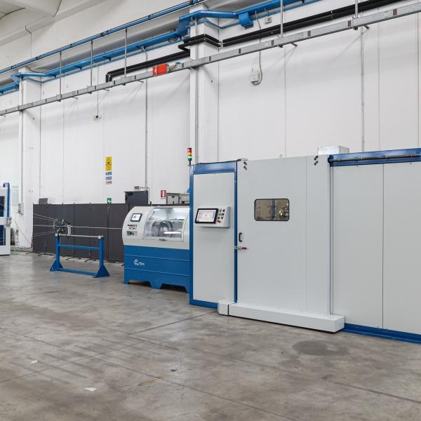 WTM single-twist stranding machines for aerospace cables