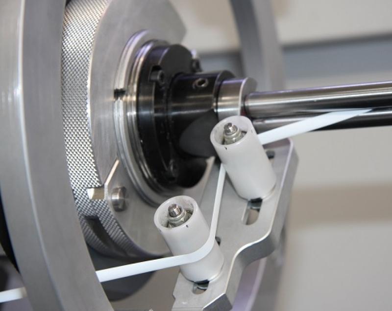 Cable taping and spinning heads